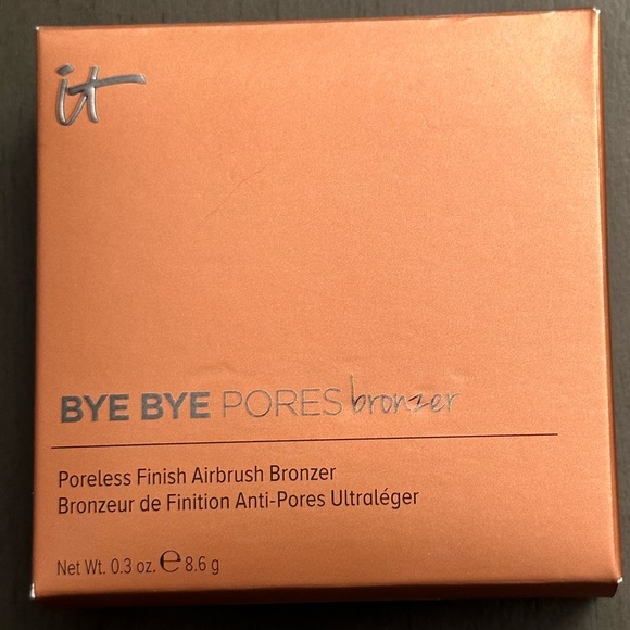 it cosmetics | Makeup | It Brand Bye Bye Pores Bronzer | Poshmark